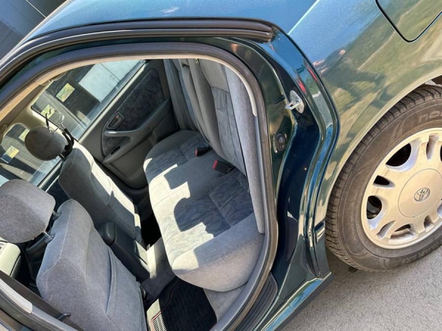 Toyota Camry 1998 Tallina, ar dzinēja tilpumu 2.20 L un nobraukumu 344 tūkst. km par 3700 €, foto 9 vietnē AUTOMOTO.COM.LV