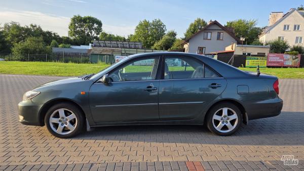 Toyota Camry 2002 in Marijampole, with an engine capacity of 2.40 L and mileage of 365 thousand km for 1950 €, photo 5 on AUTOMOTO.COM.LV