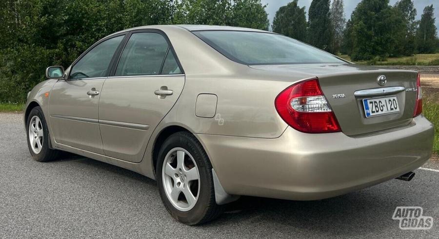 Toyota Camry 2003 Panevēža, ar dzinēja tilpumu 2.40 L un nobraukumu 361 tūkst. km par 2850 €, foto 3 vietnē AUTOMOTO.COM.LV