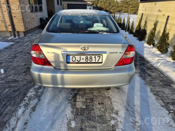 Toyota Camry 2004 in Valmiera, with an engine capacity of 2.40 L and mileage of 181 thousand km for 2500 €, photo 3 on AUTOMOTO.COM.LV