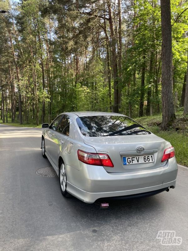 Toyota Camry 2007 in Kaunas, with an engine capacity of 2.40 L and mileage of 400 thousand km for 3800 €, photo 2 on AUTOMOTO.COM.LV
