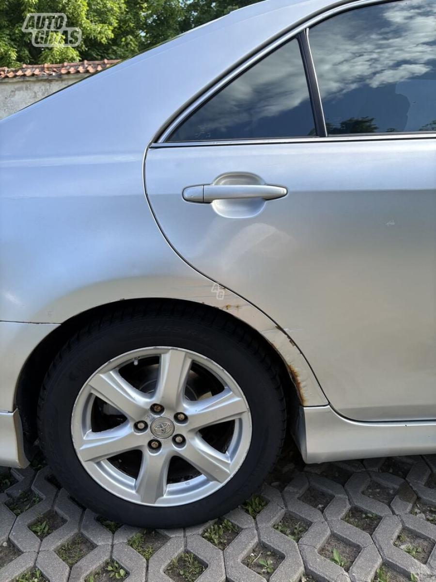 Toyota Camry 2007 Kauņa, ar dzinēja tilpumu 2.40 L un nobraukumu 400 tūkst. km par 3800 €, foto 15 vietnē AUTOMOTO.COM.LV