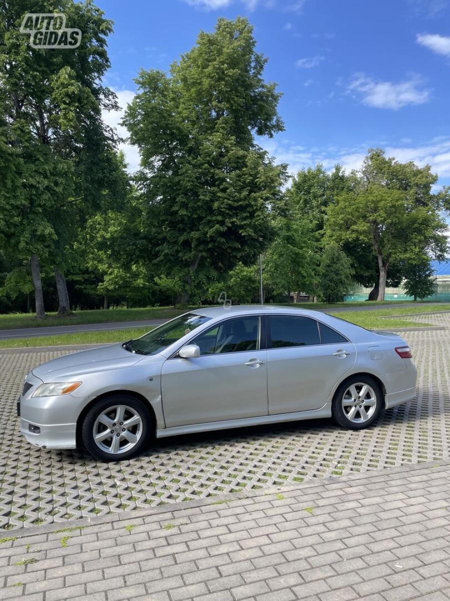 Toyota Camry 2007 Kauņa, ar dzinēja tilpumu 2.40 L un nobraukumu 400 tūkst. km par 3800 €, foto 16 vietnē AUTOMOTO.COM.LV