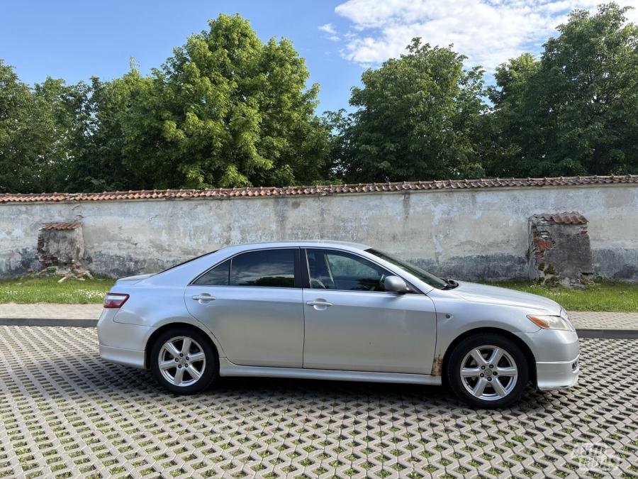 Toyota Camry 2007 Kauņa, ar dzinēja tilpumu 2.40 L un nobraukumu 400 tūkst. km par 3800 €, foto 18 vietnē AUTOMOTO.COM.LV