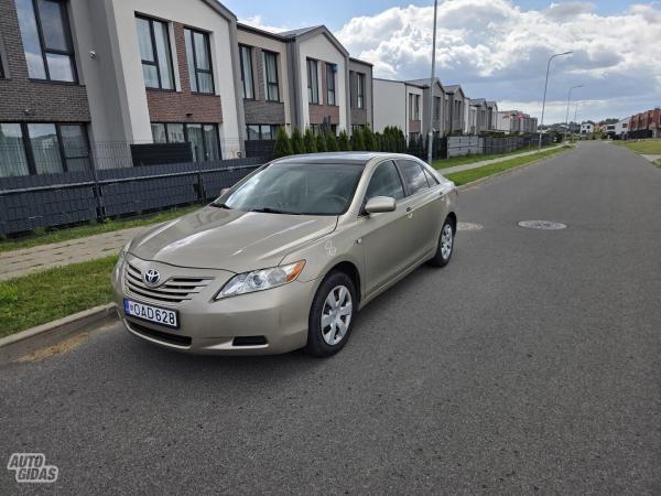 Toyota Camry 2008 Viļņa vietnē Toyota Camry 2008 Viļņa, ar dzinēja tilpumu 2.40 L un nobraukumu 210 tūkst. km par 3350 €, foto 1 vietnē AUTOMOTO.COM.LV