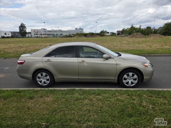 Toyota Camry 2008 Viļņa vietnē Toyota Camry 2008 Viļņa, ar dzinēja tilpumu 2.40 L un nobraukumu 210 tūkst. km par 3350 €, foto 3 vietnē AUTOMOTO.COM.LV