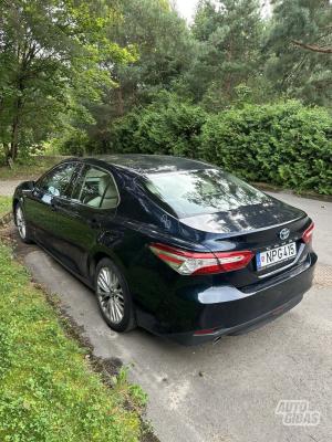 Toyota Camry 2018 in Vilnius, with an engine capacity of 2.50 L and mileage of 221 thousand km for 11200 €, photo 4 on AUTOMOTO.COM.LV