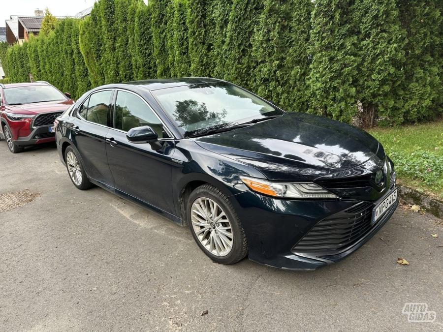 Toyota Camry 2018 in Vilnius, with an engine capacity of 2.50 L and mileage of 221 thousand km for 11200 €, photo 5 on AUTOMOTO.COM.LV