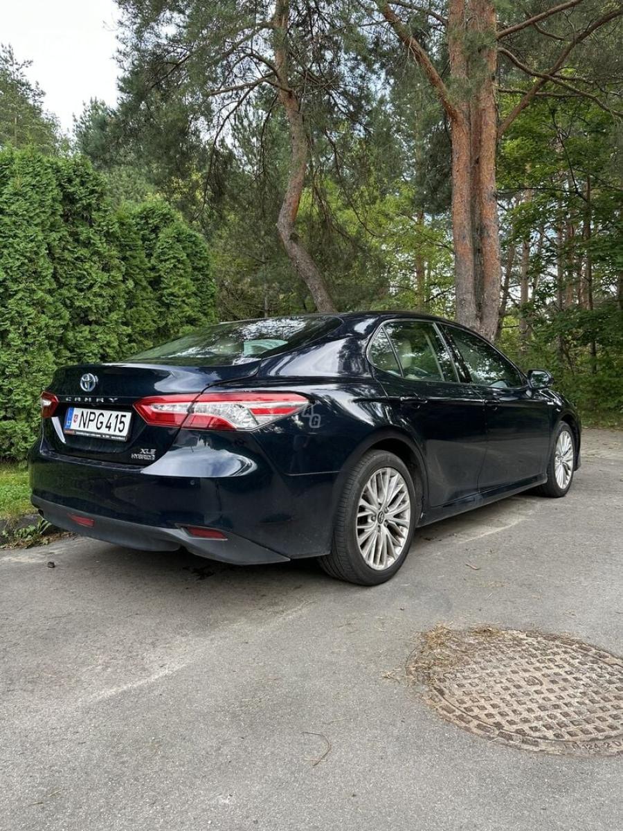 Toyota Camry 2018 in Vilnius, with an engine capacity of 2.50 L and mileage of 221 thousand km for 11200 €, photo 8 on AUTOMOTO.COM.LV