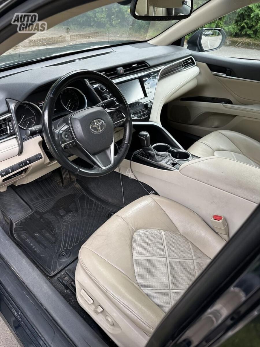 Toyota Camry 2018 in Vilnius, with an engine capacity of 2.50 L and mileage of 221 thousand km for 11200 €, photo 9 on AUTOMOTO.COM.LV
