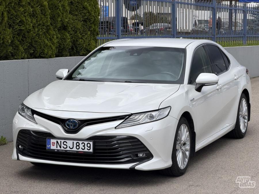 Toyota Camry 2019 Viļņa, ar dzinēja tilpumu 2.50 L un nobraukumu 234 tūkst. km par 18500 €, foto 1 vietnē AUTOMOTO.COM.LV