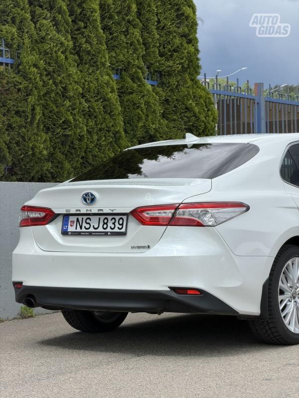 Toyota Camry 2019 in Vilnius, with an engine capacity of 2.50 L and mileage of 234 thousand km for 18500 €, photo 3 on AUTOMOTO.COM.LV