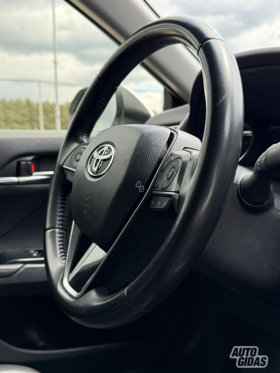 Toyota Camry 2019 Viļņa, ar dzinēja tilpumu 2.50 L un nobraukumu 234 tūkst. km par 18500 €, foto 11 vietnē AUTOMOTO.COM.LV