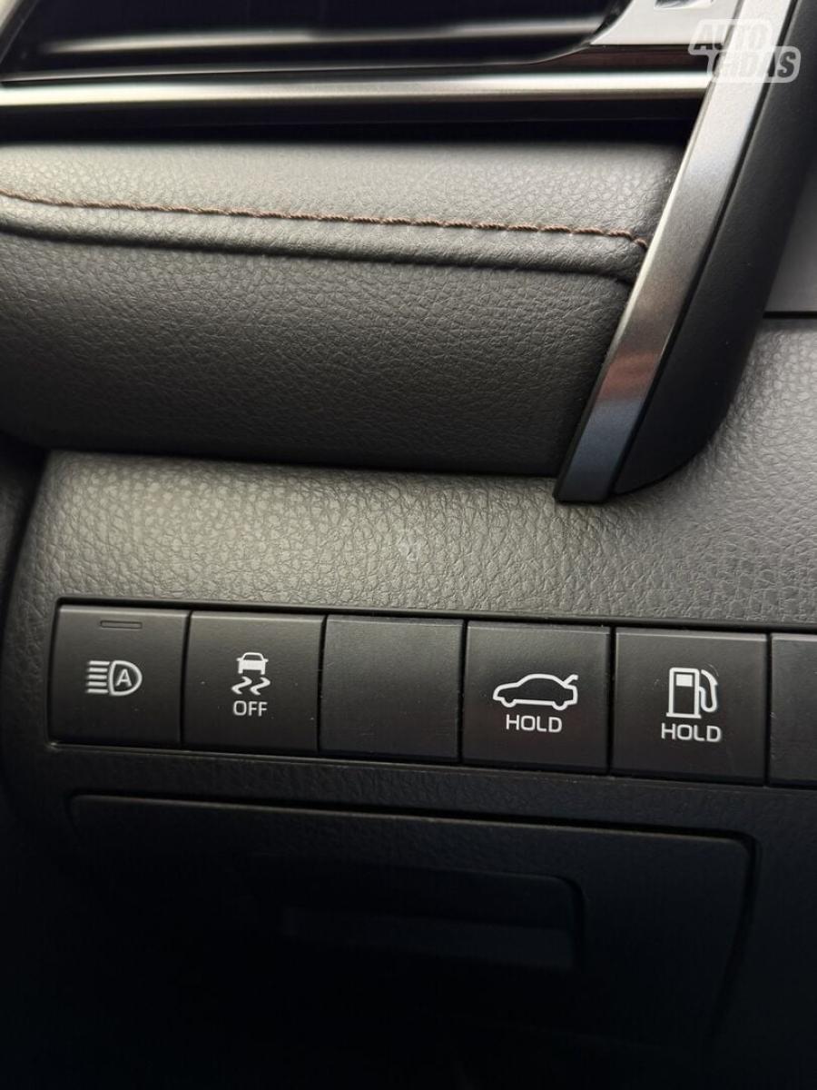 Toyota Camry 2019 Viļņa, ar dzinēja tilpumu 2.50 L un nobraukumu 234 tūkst. km par 18500 €, foto 15 vietnē AUTOMOTO.COM.LV