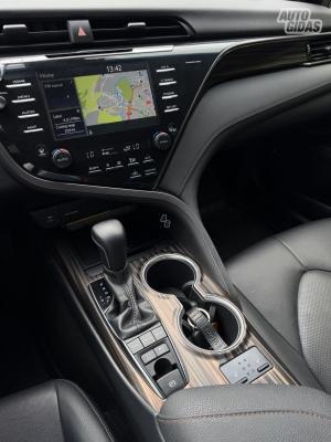 Toyota Camry 2019 Viļņa, ar dzinēja tilpumu 2.50 L un nobraukumu 234 tūkst. km par 18500 €, foto 16 vietnē AUTOMOTO.COM.LV