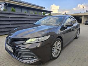 Toyota Camry 2019 Viļņa, ar dzinēja tilpumu 2.49 L un nobraukumu 115 tūkst. km par 21000 €, foto  vietnē AUTOMOTO.COM.LV