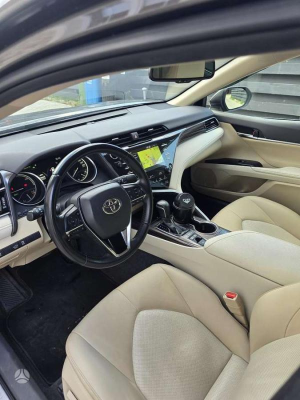 Toyota Camry 2019 Viļņa, ar dzinēja tilpumu 2.49 L un nobraukumu 115 tūkst. km par 21000 €, foto 5 vietnē AUTOMOTO.COM.LV