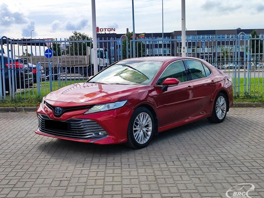 Toyota Camry 2019 Klaipėda, ar dzinēja tilpumu 2.49 L un nobraukumu 177 tūkst. km par 16100 €, foto 1 vietnē AUTOMOTO.COM.LV