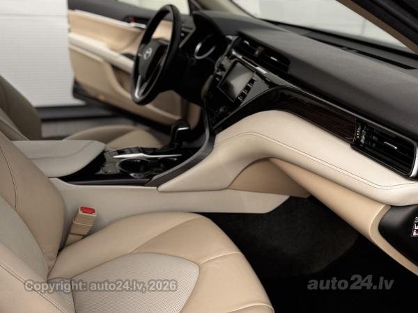 Тойота Камри 2019 в Таллин на AUTOMOTO.COM.LV Тойота Камри 2019 в Таллин, объемом двигателя 2.50 л и пробегом 199 тыс. км за 18490 €, фото 11 на AUTOMOTO.COM.LV