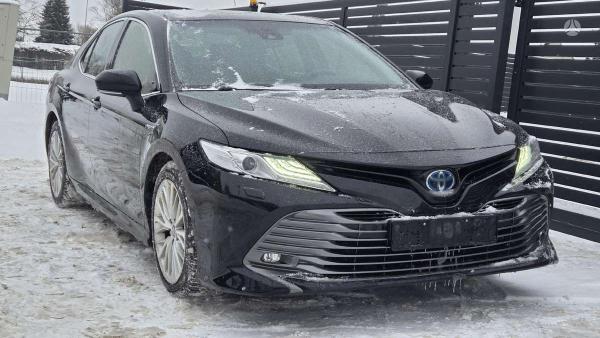 Toyota Camry 2020 in Kaunas, with an engine capacity of 2.49 L and mileage of 300 thousand km for 12800 €, photo 7 on AUTOMOTO.COM.LV