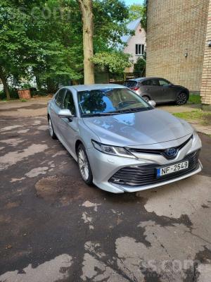 Toyota Camry 2020 in Riga, with an engine capacity of 2.50 L and mileage of 94 thousand km for 18500 €, photo  on AUTOMOTO.COM.LV