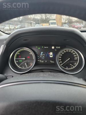 Toyota Camry 2020 in Riga, with an engine capacity of 2.50 L and mileage of 94 thousand km for 18500 €, photo 11 on AUTOMOTO.COM.LV