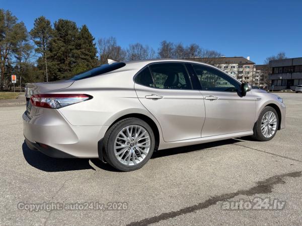 Toyota Camry 2021 Tallina, ar dzinēja tilpumu 2.50 L un nobraukumu 50 tūkst. km par 27900 €, foto 3 vietnē AUTOMOTO.COM.LV