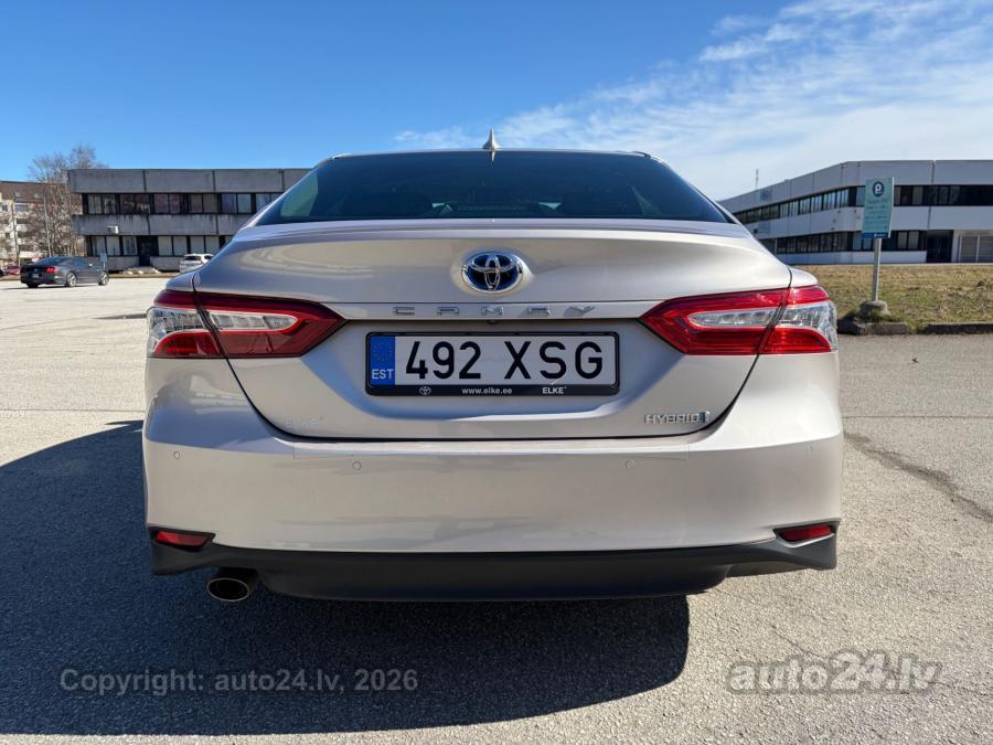 Toyota Camry 2021 in Tallinn, with an engine capacity of 2.50 L and mileage of 50 thousand km for 27900 €, photo 6 on AUTOMOTO.COM.LV