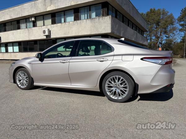 Toyota Camry 2021 Tallina, ar dzinēja tilpumu 2.50 L un nobraukumu 50 tūkst. km par 27900 €, foto 6 vietnē AUTOMOTO.COM.LV