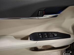 Toyota Camry 2021 in Vilnius, with an engine capacity of 2.49 L and mileage of 45 thousand km for 27900 €, photo 6 on AUTOMOTO.COM.LV