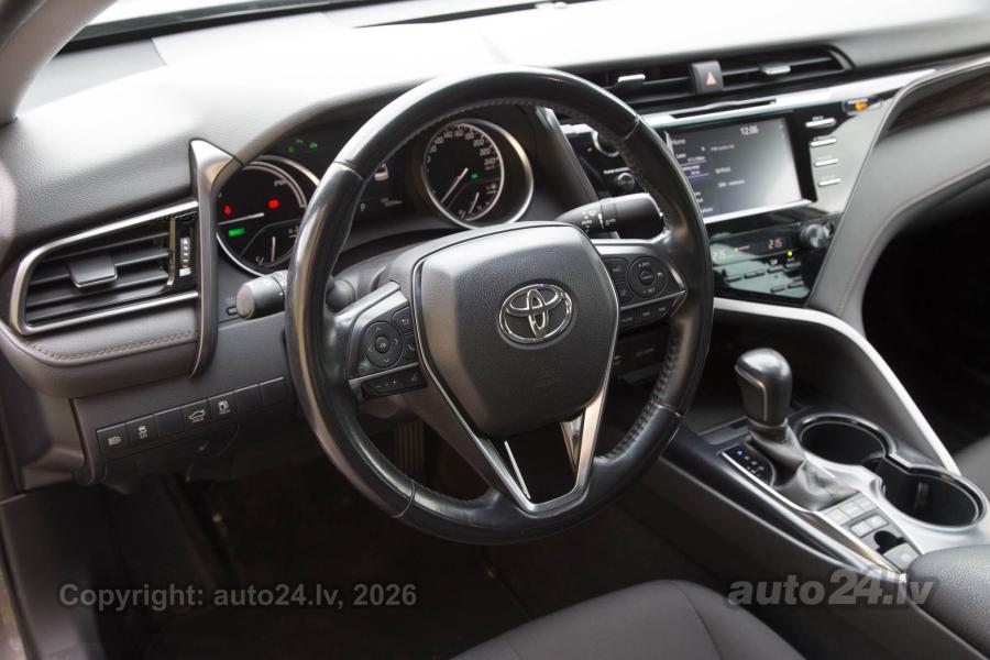 Toyota Camry 2021 Tallina, ar dzinēja tilpumu 2.50 L un nobraukumu 113 tūkst. km par 20990 €, foto 13 vietnē AUTOMOTO.COM.LV