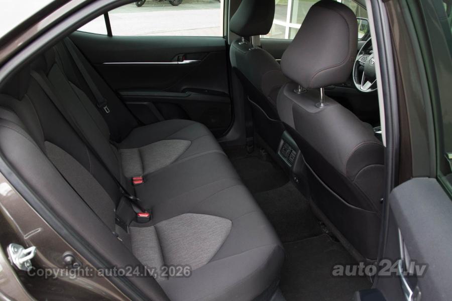 Toyota Camry 2021 Tallina, ar dzinēja tilpumu 2.50 L un nobraukumu 113 tūkst. km par 20990 €, foto 14 vietnē AUTOMOTO.COM.LV