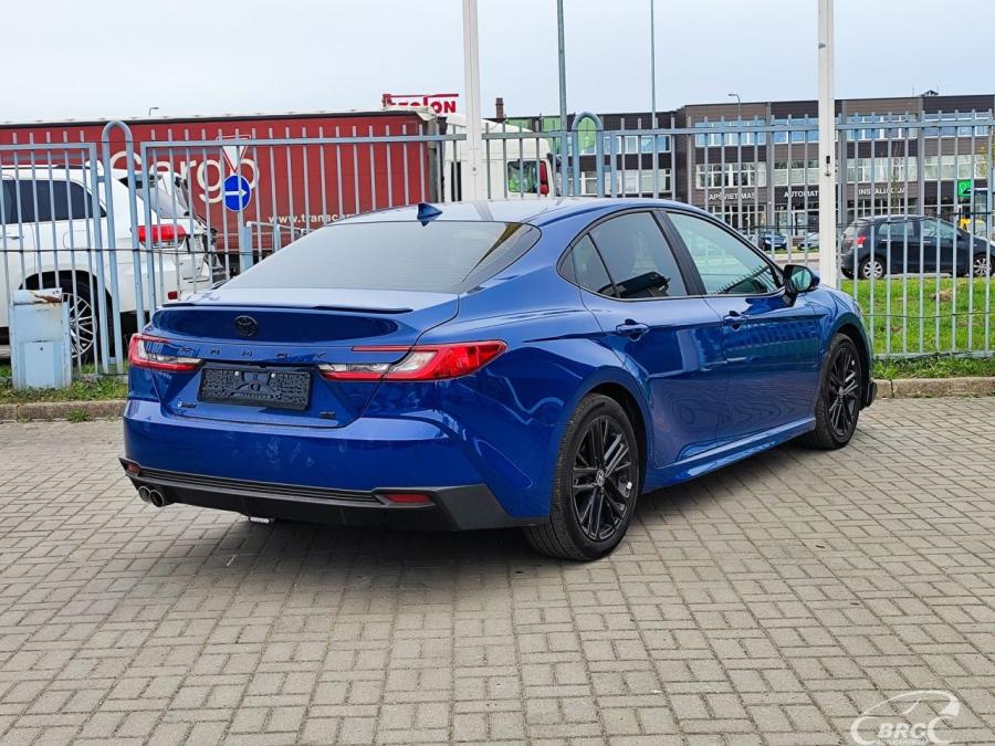 Toyota Camry 2025 Klaipėda, ar dzinēja tilpumu 2.49 L un nobraukumu 9 tūkst. km par 34900 €, foto 3 vietnē AUTOMOTO.COM.LV
