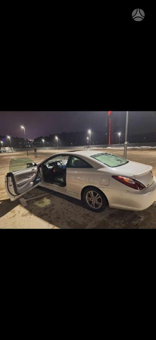 White Toyota camry-solara 2005 in Vilnius, with an engine capacity of 2.40 L and mileage of 299 thousand km for 2300 €, photo 9 on AUTOMOTO.COM.LV