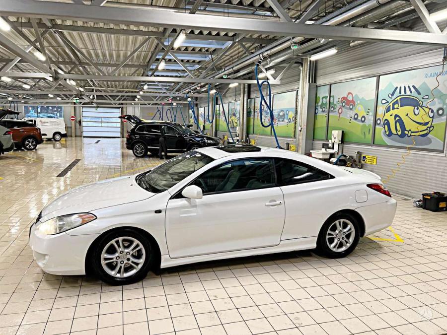 White Toyota camry-solara 2006 in Vilnius, with an engine capacity of 2.40 L and mileage of 174 thousand km for 1999 €, photo 5 on AUTOMOTO.COM.LV