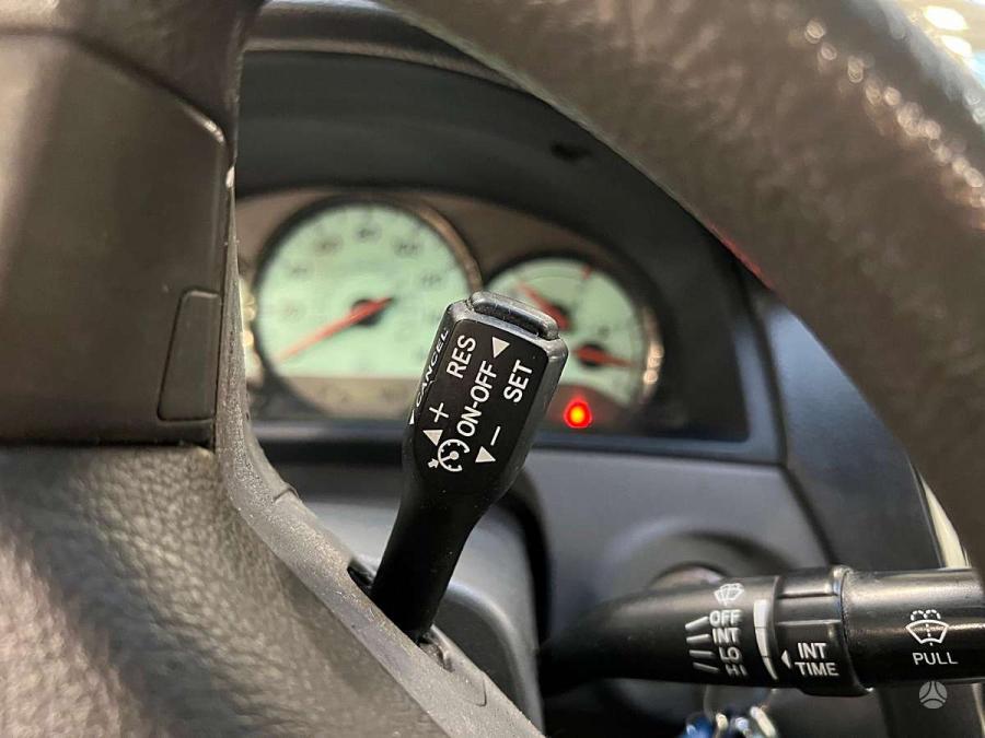 White Toyota camry-solara 2006 in Vilnius, with an engine capacity of 2.40 L and mileage of 174 thousand km for 1999 €, photo 24 on AUTOMOTO.COM.LV