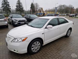 Balts Toyota Camry 2009 Klaipėda, ar dzinēja tilpumu 2.40 L un nobraukumu 169 tūkst. km par 3200 €, foto 3 vietnē AUTOMOTO.COM.LV
