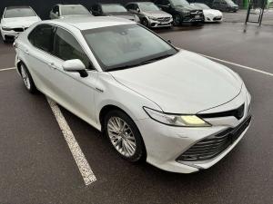 Balts Toyota Camry 2019 Viļņa, ar dzinēja tilpumu 2.50 L un nobraukumu 122 tūkst. km par 13500 €, foto 2 vietnē AUTOMOTO.COM.LV