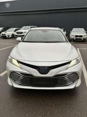 Balts Toyota Camry 2019 Viļņa, ar dzinēja tilpumu 2.50 L un nobraukumu 122 tūkst. km par 13500 €, foto 3 vietnē AUTOMOTO.COM.LV