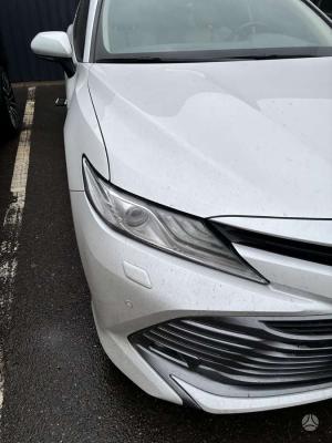 Balts Toyota Camry 2019 Viļņa, ar dzinēja tilpumu 2.50 L un nobraukumu 122 tūkst. km par 13500 €, foto 7 vietnē AUTOMOTO.COM.LV