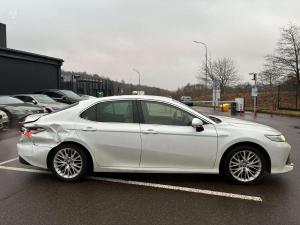 Balts Toyota Camry 2019 Viļņa, ar dzinēja tilpumu 2.50 L un nobraukumu 122 tūkst. km par 13500 €, foto 9 vietnē AUTOMOTO.COM.LV