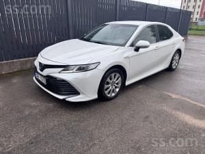 Белый Тойота Камри 2019 в Рига, объемом двигателя 2.50 л и пробегом 192 тыс. км за 17500 €, фото  на AUTOMOTO.COM.LV