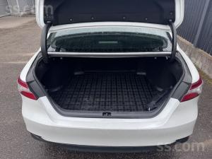 Balts Toyota Camry 2019 Rīga, ar dzinēja tilpumu 2.50 L un nobraukumu 192 tūkst. km par 17500 €, foto 11 vietnē AUTOMOTO.COM.LV