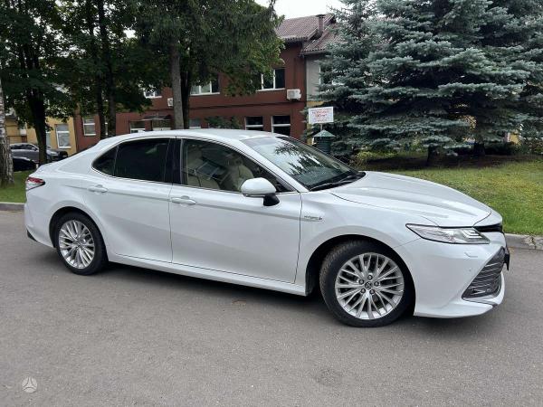 Balts Toyota Camry 2019 Viļņa, ar dzinēja tilpumu 2.49 L un nobraukumu 205 tūkst. km par 18900 €, foto 6 vietnē AUTOMOTO.COM.LV