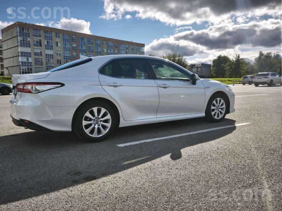 Balts Toyota Camry 2019 Rīga, ar dzinēja tilpumu 2.50 L un nobraukumu 192 tūkst. km par 14900 €, foto 4 vietnē AUTOMOTO.COM.LV