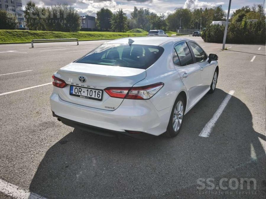 Balts Toyota Camry 2019 Rīga, ar dzinēja tilpumu 2.50 L un nobraukumu 192 tūkst. km par 14900 €, foto 5 vietnē AUTOMOTO.COM.LV