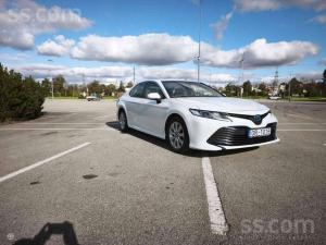 Balts Toyota Camry 2019 Rīga, ar dzinēja tilpumu 2.50 L un nobraukumu 192 tūkst. km par 14900 €, foto 7 vietnē AUTOMOTO.COM.LV