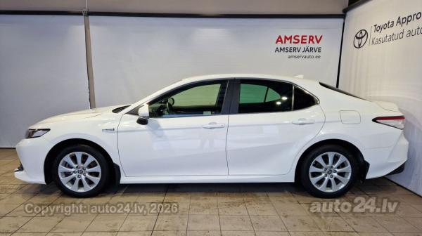 Balts Toyota Camry 2020 Tallina, ar dzinēja tilpumu 2.50 L un nobraukumu 95 tūkst. km par 21490 €, foto 3 vietnē AUTOMOTO.COM.LV