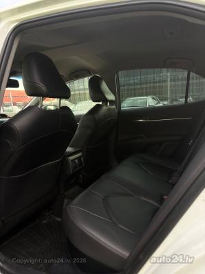 Balts Toyota Camry 2020 Tallina, ar dzinēja tilpumu 0.00 L un nobraukumu 127 tūkst. km par 18977 €, foto 8 vietnē AUTOMOTO.COM.LV