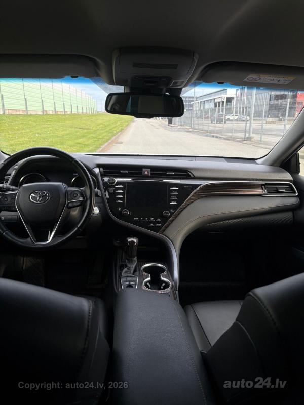 Balts Toyota Camry 2020 Tallina, ar dzinēja tilpumu 0.00 L un nobraukumu 127 tūkst. km par 18977 €, foto 8 vietnē AUTOMOTO.COM.LV